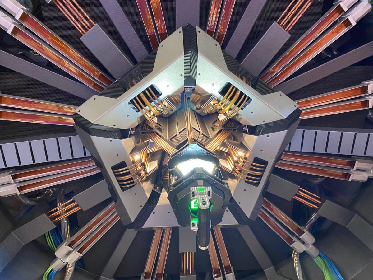 The integrated role of hi-tech props in The Adam Project - fxguide