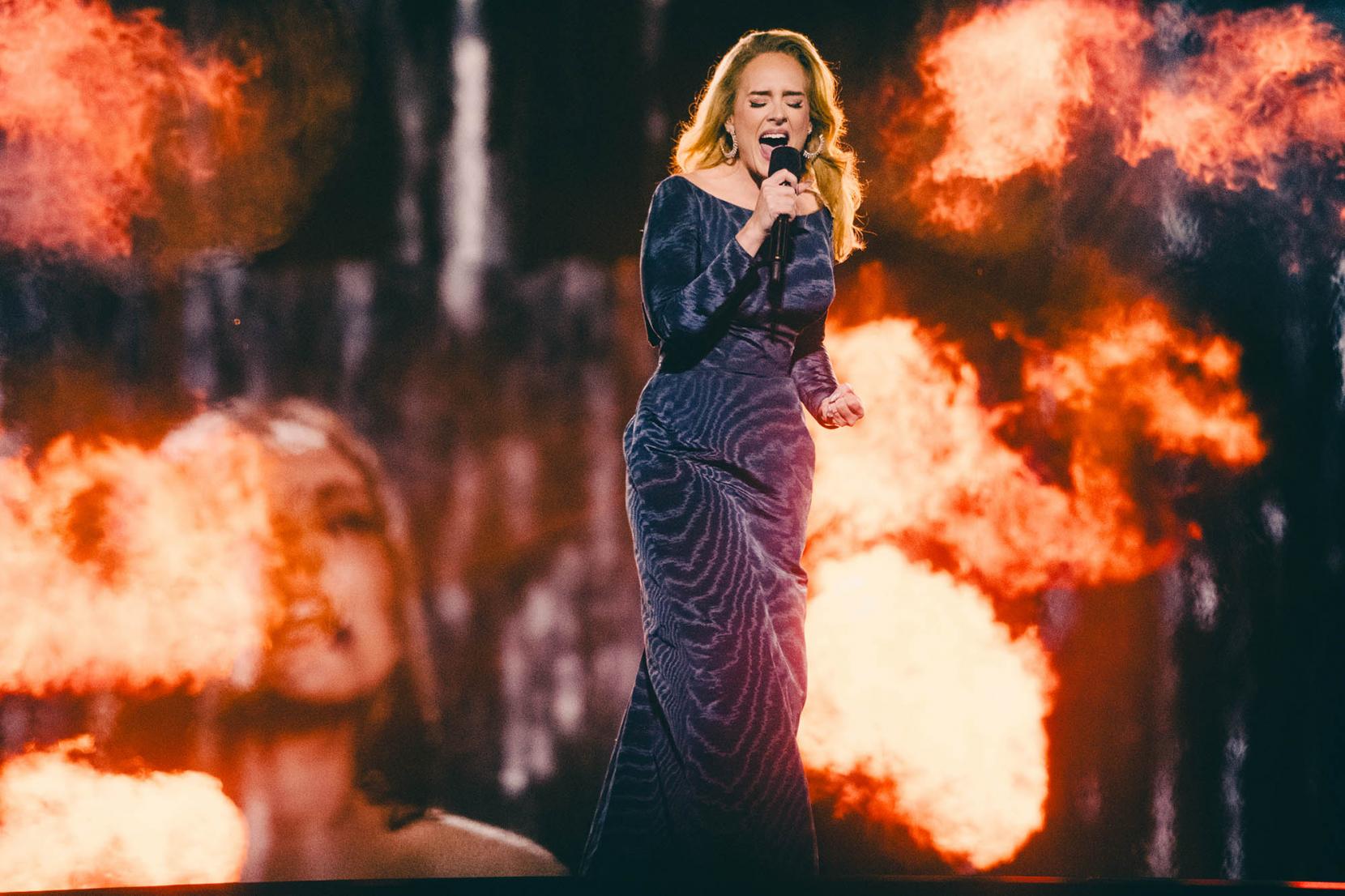 Adele's world record LED concert experience - fxguide